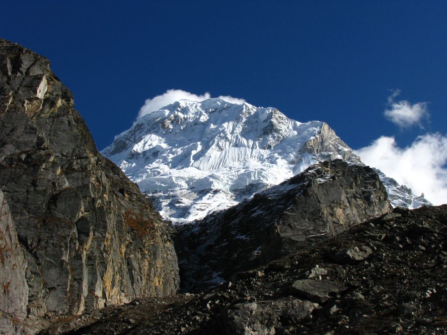 Neelkanth Mountain