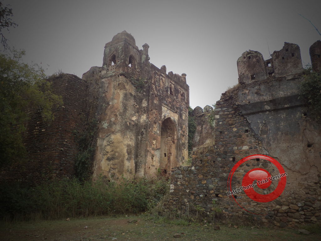 India Travel | Pictures: Palamu fort 0