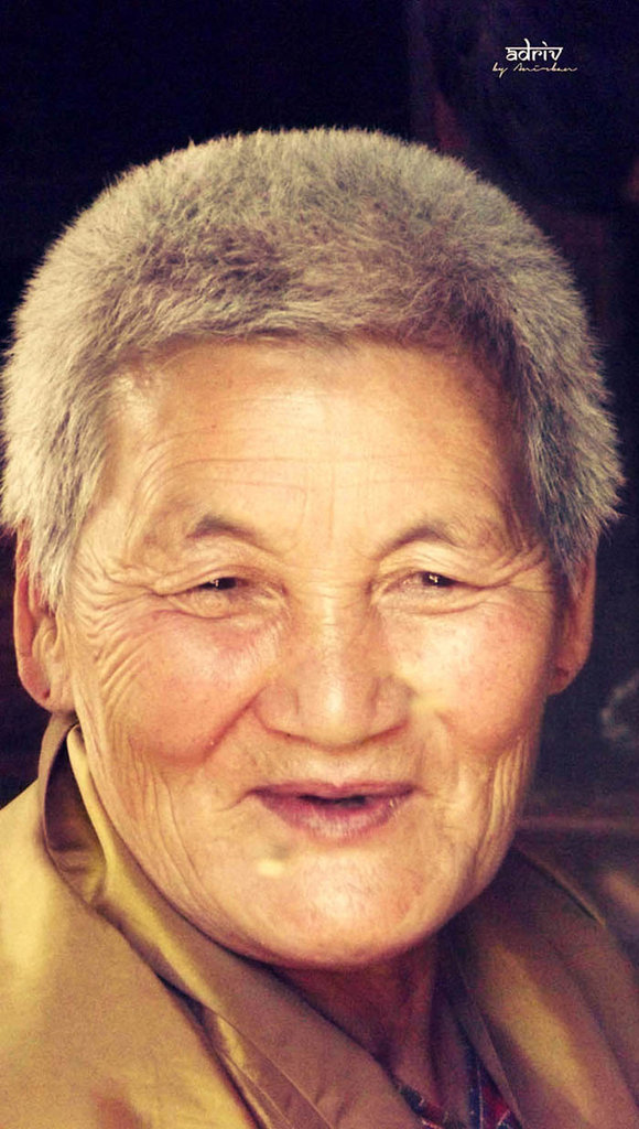 A toothless beauty - India Travel Forum | IndiaMike.com