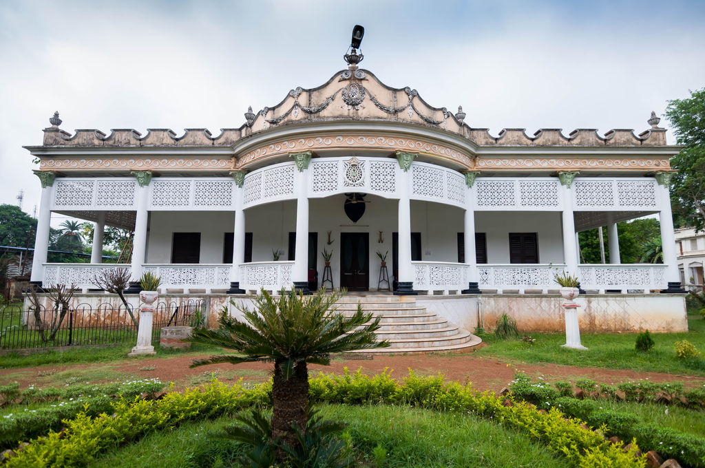 Jhargram Raj Bari Pictures Of Cats Jhargram Rajbari; The Majetic