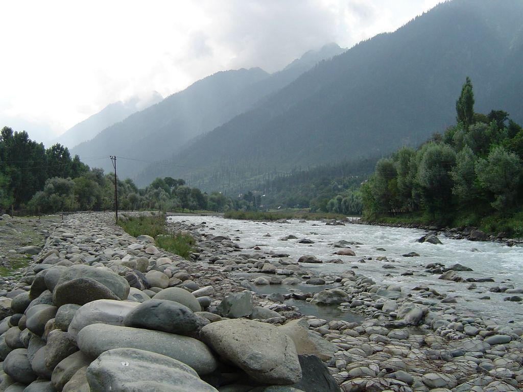 Jhelum River, Kashmir, India - India Travel Forum | IndiaMike.com